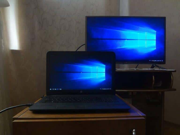 Как подключить ноутбук 💻 к телевизору с помощью HDMI